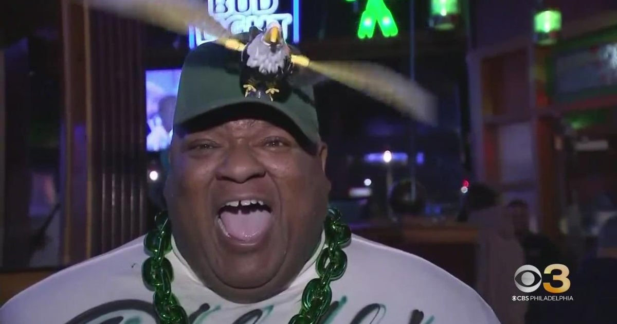 Philadelphia sports fans celebrating after victorious weekend - CBS ...