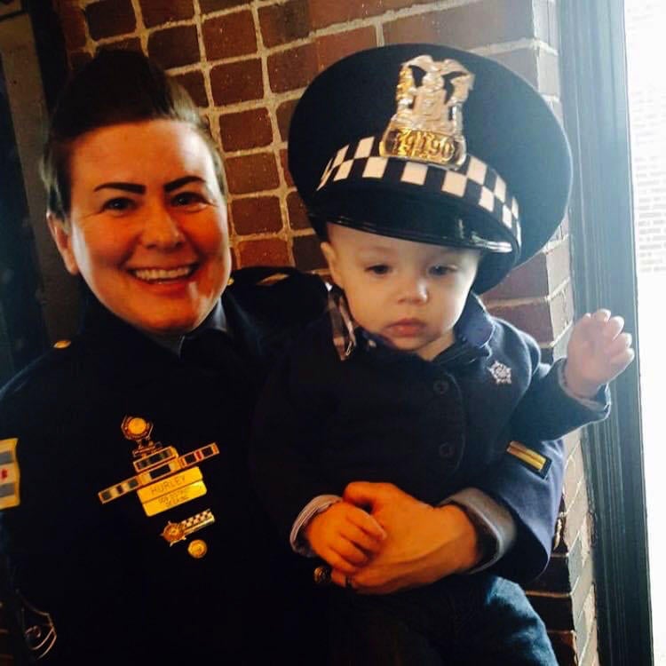 Chicago Police Department struggles as burnt-out cops quit, with some ...