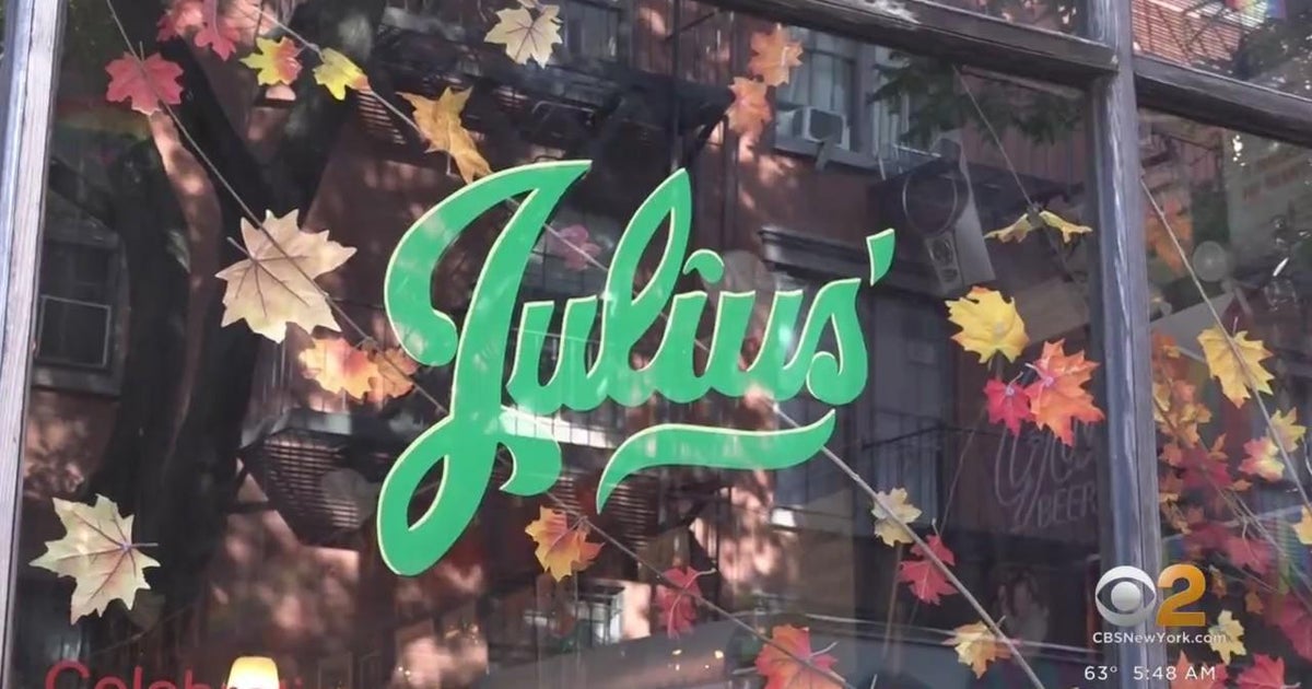 Julius' bar one step closer to landmark status - CBS New York