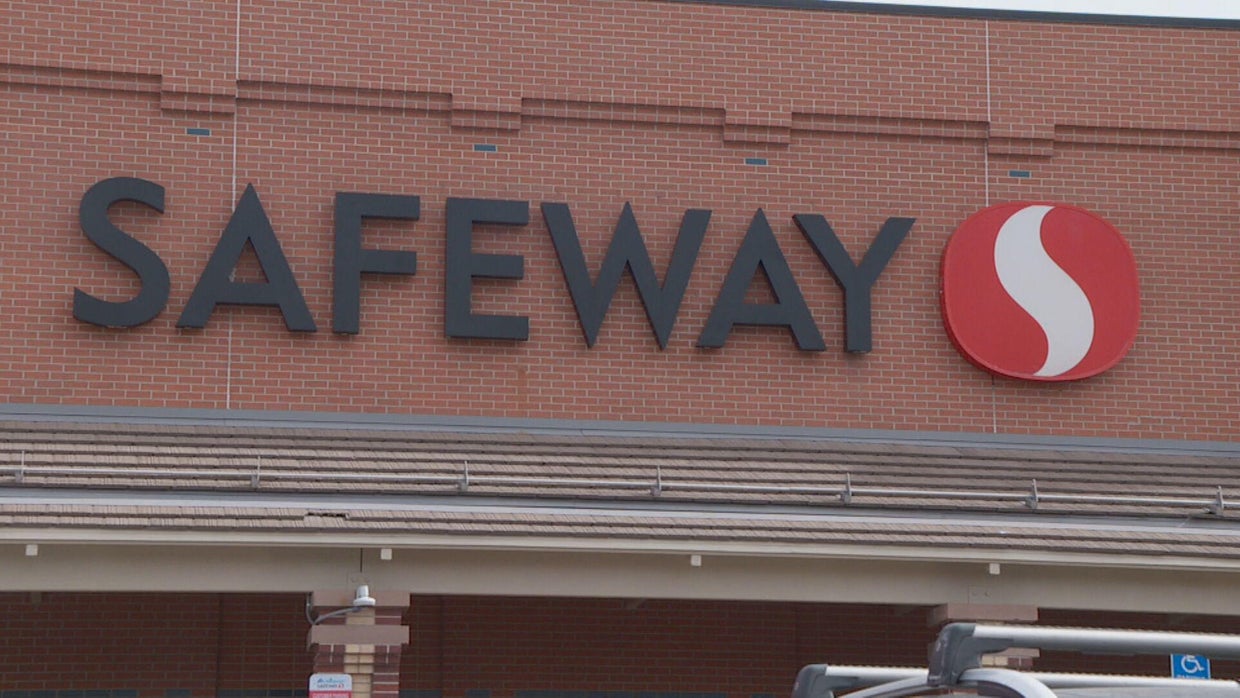 Colorado Safeway union workers agree to go on strike - CBS Colorado