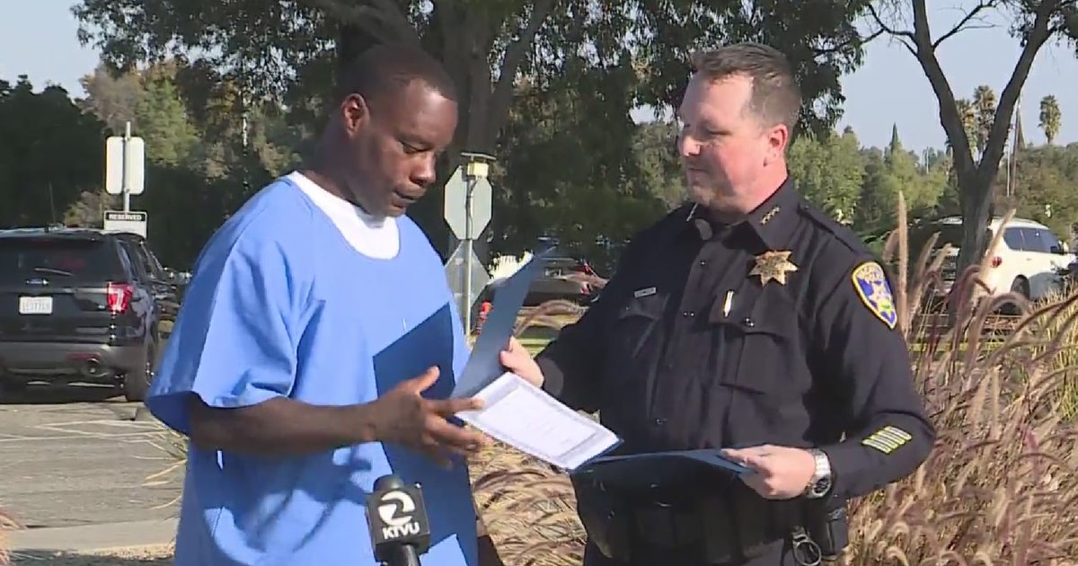 Vacaville police honor inmates and officer for helping woman stabbed on ...