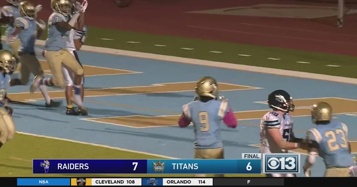 Burbank Titans lose a close one to the River City Raiders 6-7 - CBS ...
