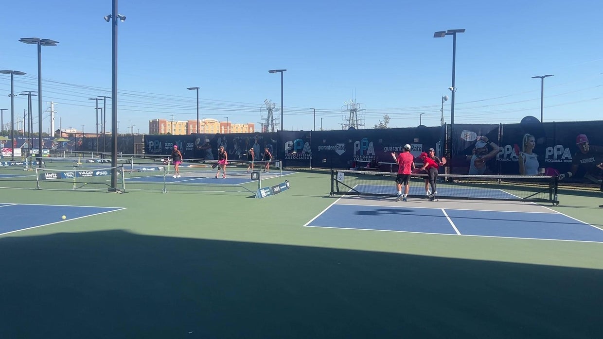 Professional pickleball tournament comes to North Texas - CBS Texas