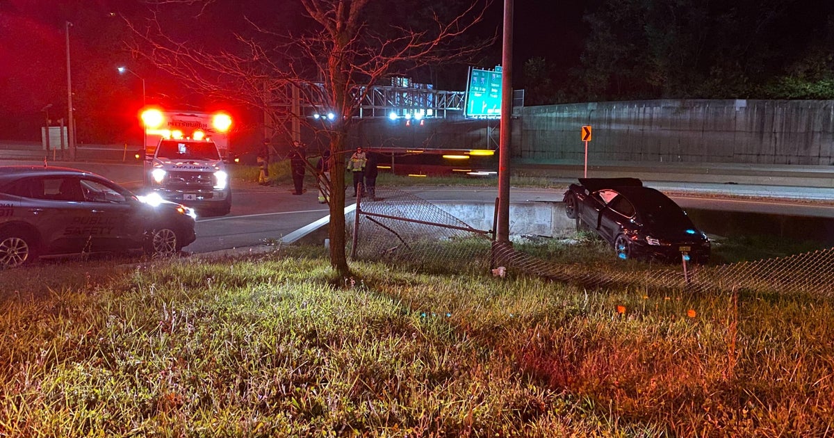 Maserati wrecks into barrier entering I-279 - CBS Pittsburgh