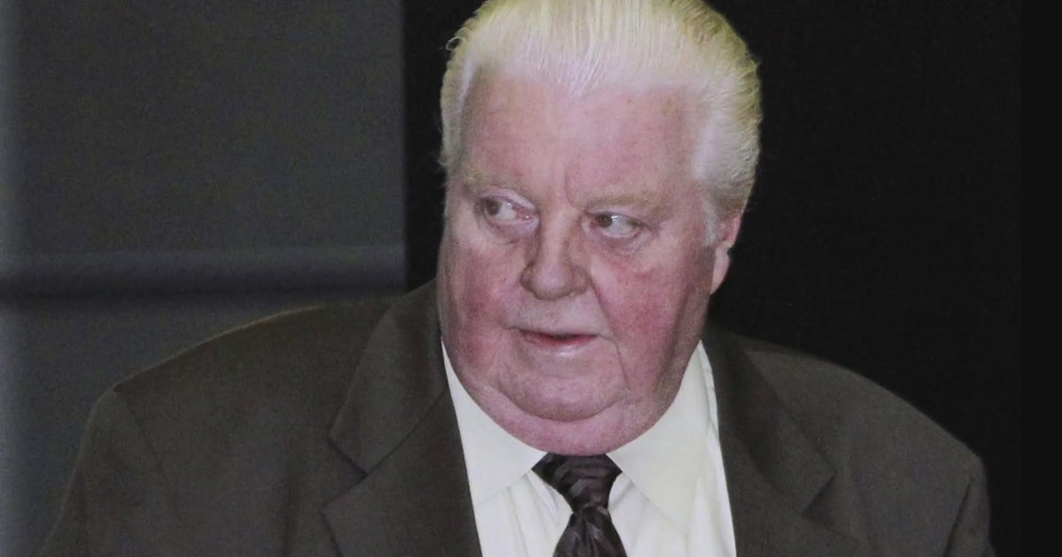 Local leaders call on city to build memorial for victims of Jon Burge ...