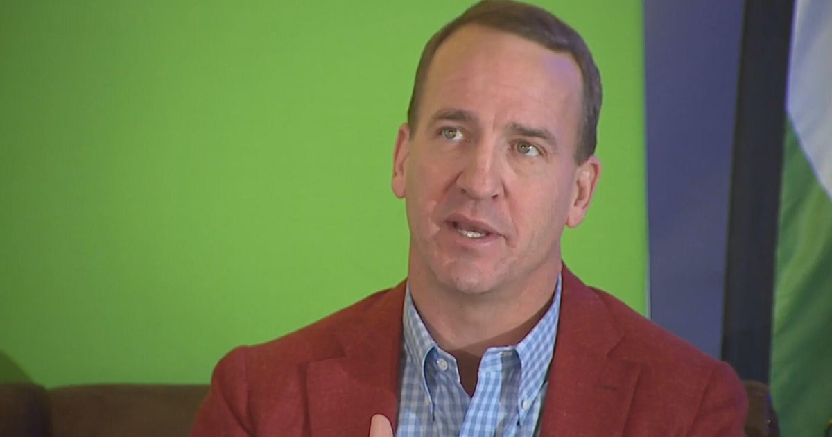 Peyton Manning honors health care workers at Centura Health in Lakewood ...