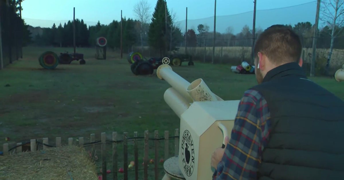 Pinehaven Farm offers fall family fun - CBS Minnesota