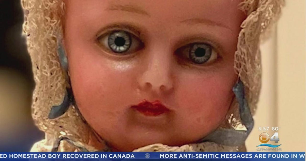 Just in time for Halloween, creepy doll display at Chicago history ...