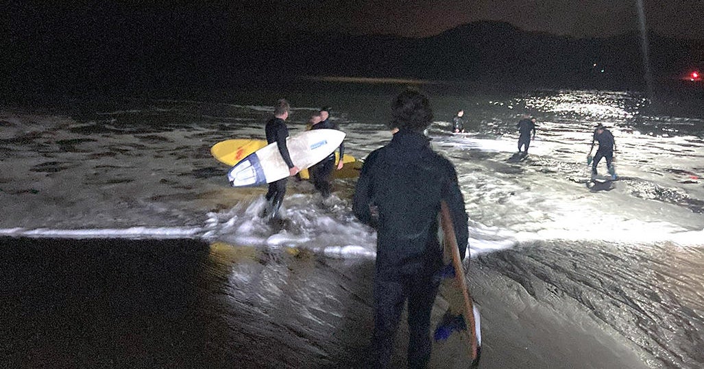 Fire crews, locals work together to rescue surfer at San Francisco's ...