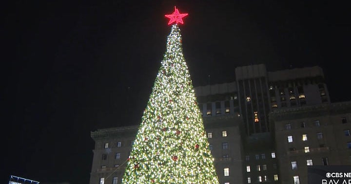 San Francisco officials hope holiday spirit brings shoppers back to ...