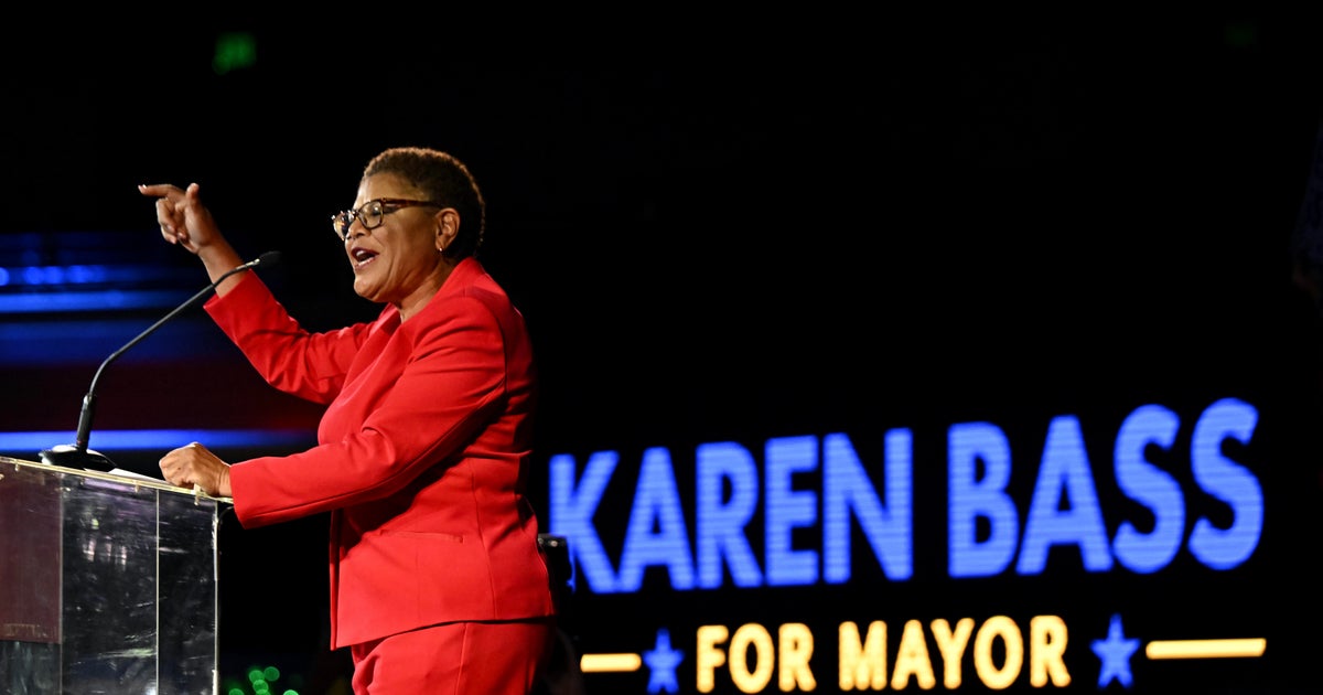 La Mayors Race Karen Bass Widens Lead Over Rick Caruso Cbs Los Angeles