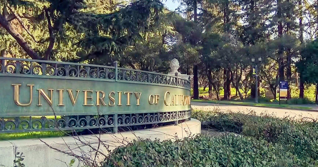Thousands of UC workers set to strike on 10 campuses Monday - CBS San Francisco