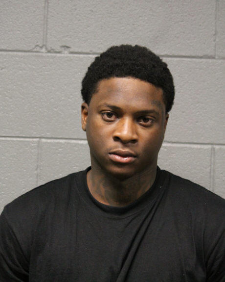 Man accused of stealing car with 2-month-old inside - CBS Chicago