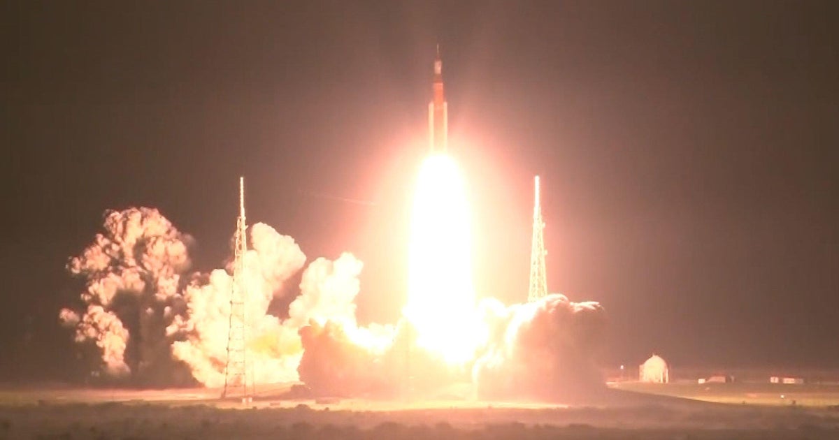 Oft-delayed Artemis launch lights up the night sky - CBS San Francisco Oft-delayed Artemis launch lights up the night sky - CBS San Francisco