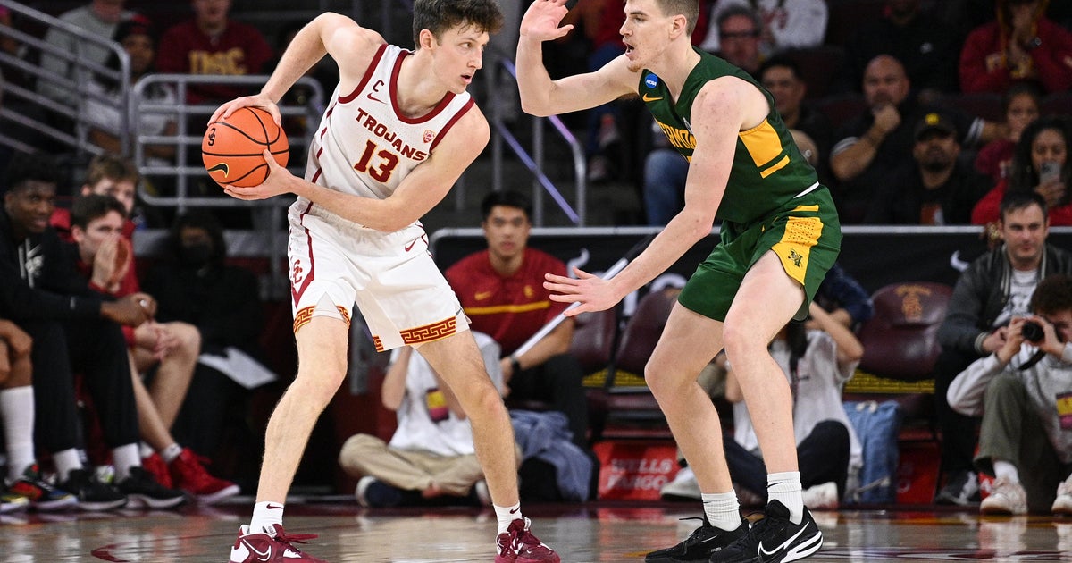Peterson sparks USC to 59-57 victory over Vermont - CBS Los Angeles