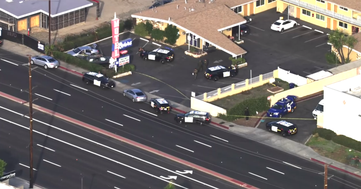 Stanton shooting closes Beach Blvd. lanes at Chapman - CBS Los Angeles