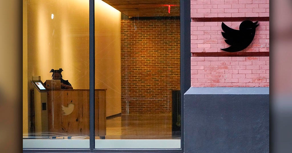 Twitter employees head for the exits after Elon Musk's 'extremely hardcore' work ultimatum - CBS ...