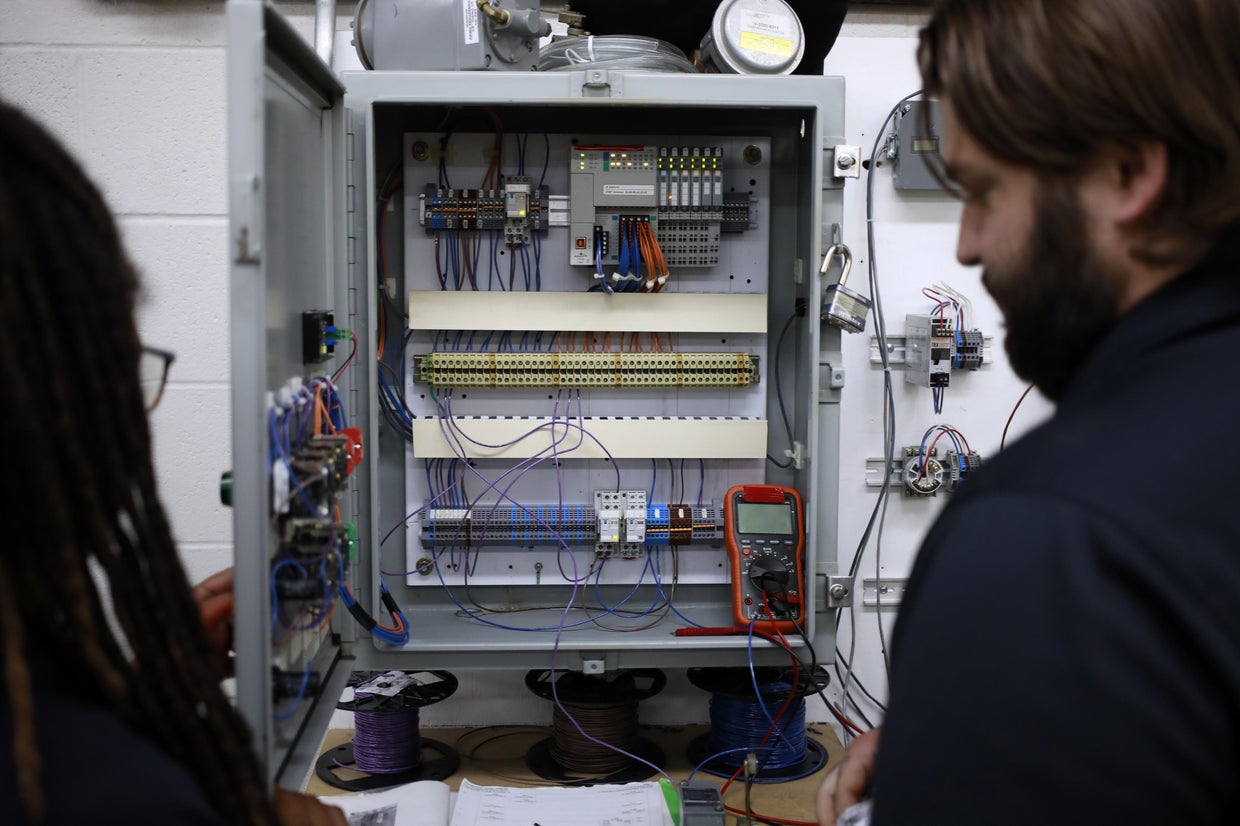 The highest-paying college majors in 2022, ranked