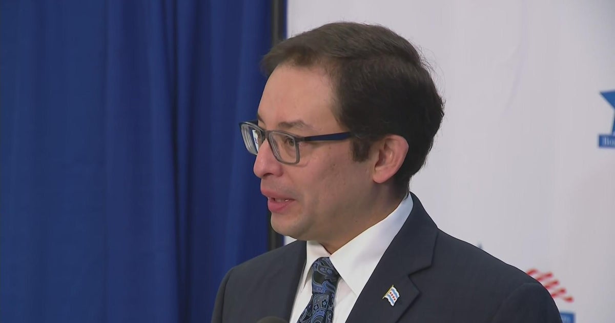 Ald. Raymond Lopez drops out of race for Chicago mayor - CBS Chicago