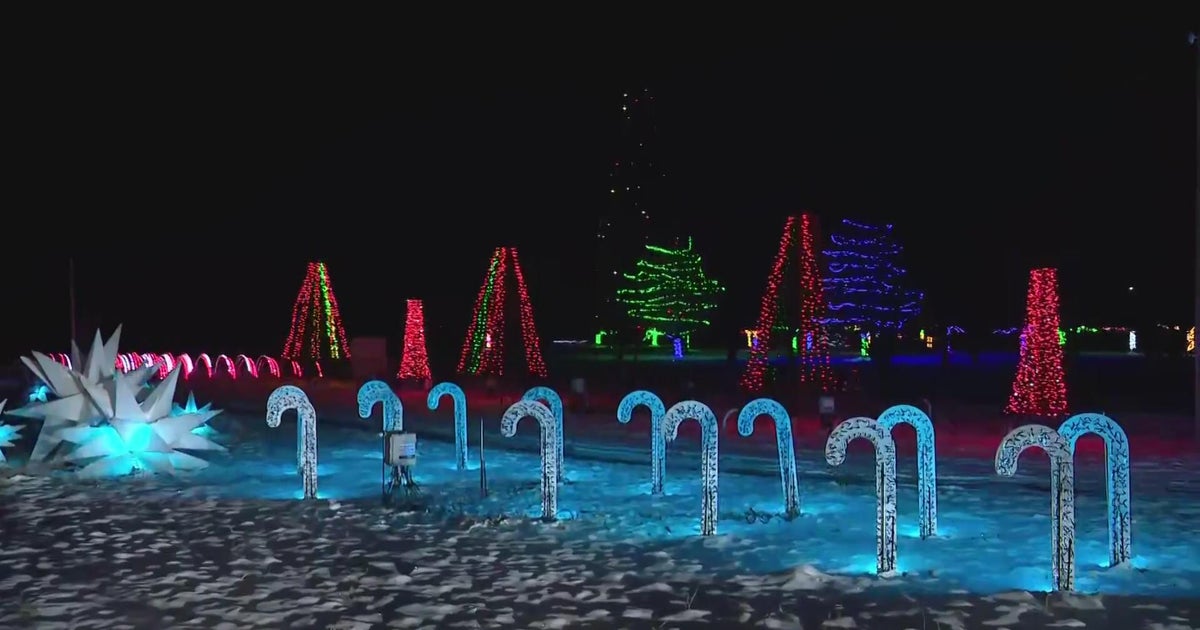 Get in the spirit with Sever's Holiday Lights - CBS Minnesota