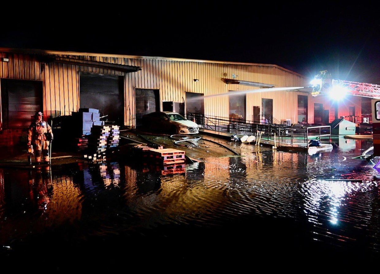 Blaze sparked by fireworks at Orlando-area warehouse leaves at least 5 ...