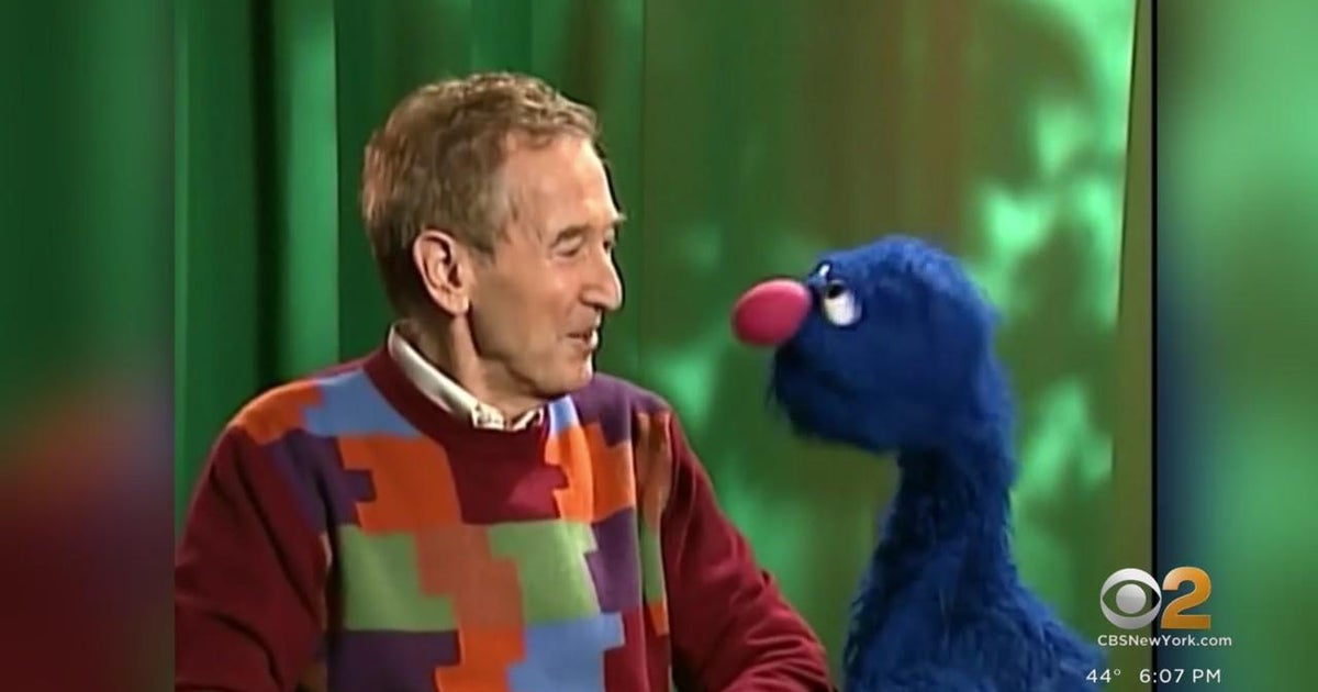 Bob McGrath, known for role on "Sesame Street," dies at 90 - CBS New York