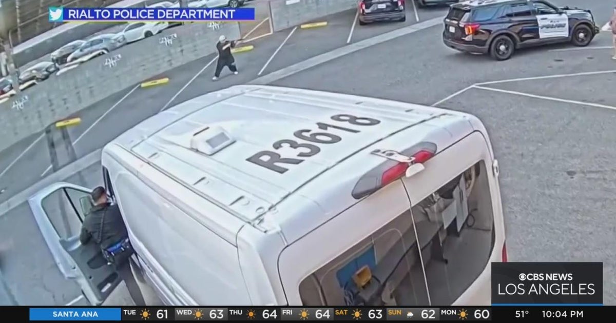 Investigation continues after armed suspect aims "AR-15 type weapon" at ...