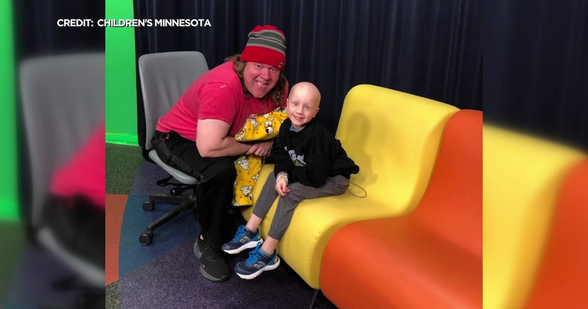 "The Dude" hosts game-time show for Children's Minnesota patients - CBS ...