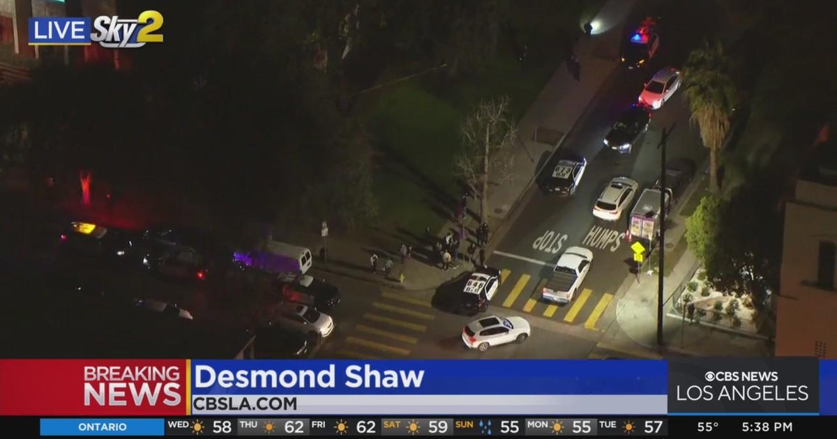 2 juveniles stabbed near Van Nuys High School - CBS Los Angeles