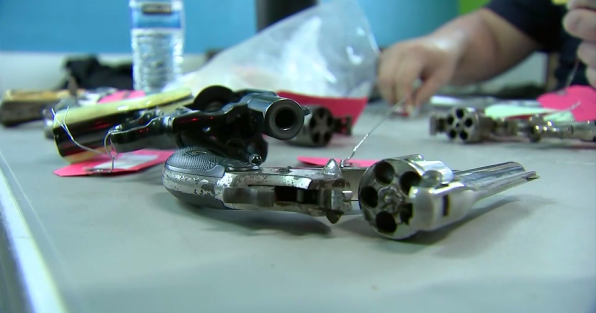 CPD hosting final gun turn in event of the year - CBS Chicago