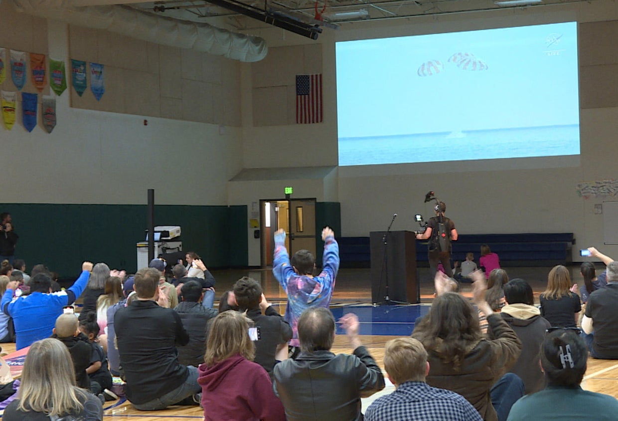 Cheers erupt at Colorado viewing party to watch Artemis spacecraft ...