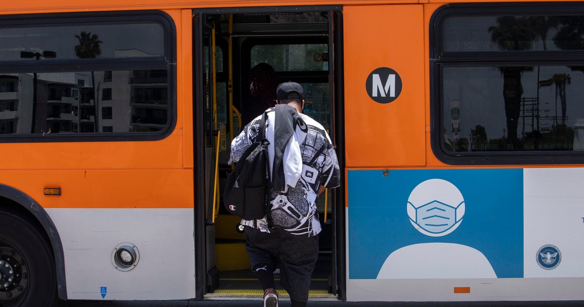 Metro moves forward with plans for its own police force - CBS Los Angeles
