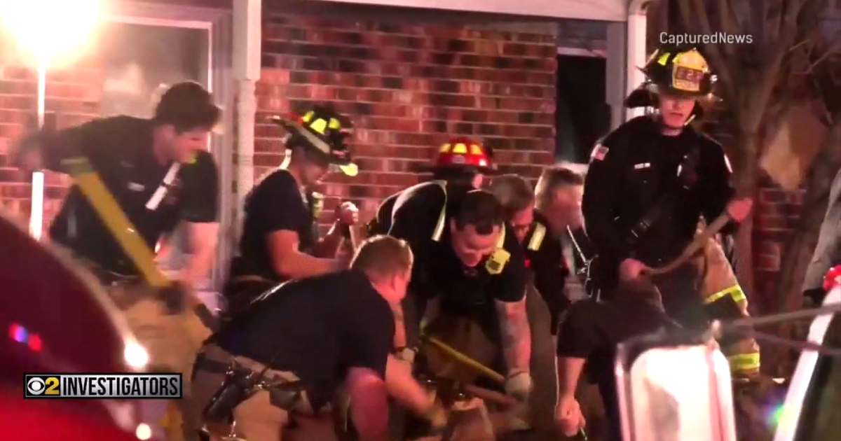 OSHA probes Buffalo Grove trench collapse that killed worker - CBS Chicago