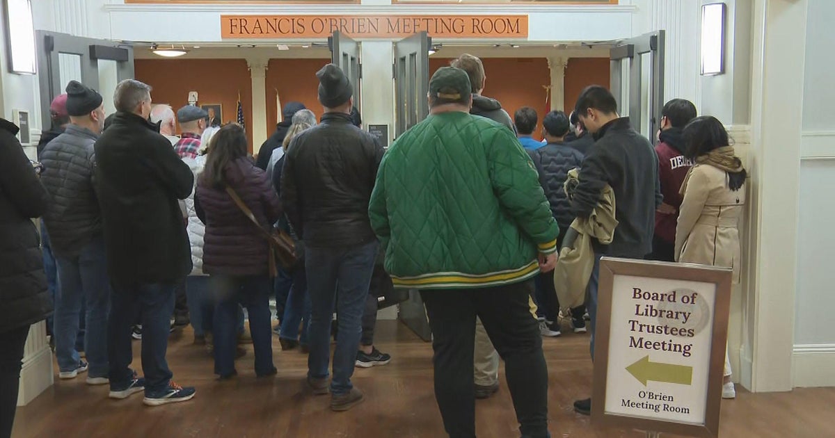 Dedham residents pack library meeting after Christmas tree controversy ...