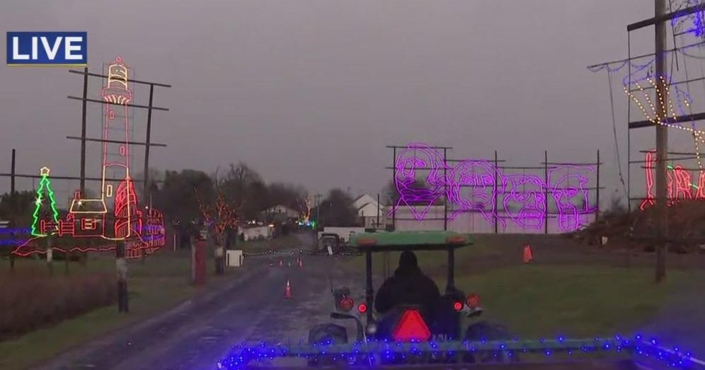 Shady Brook Farm Holiday Light Show attracts visitors in Bucks County ...