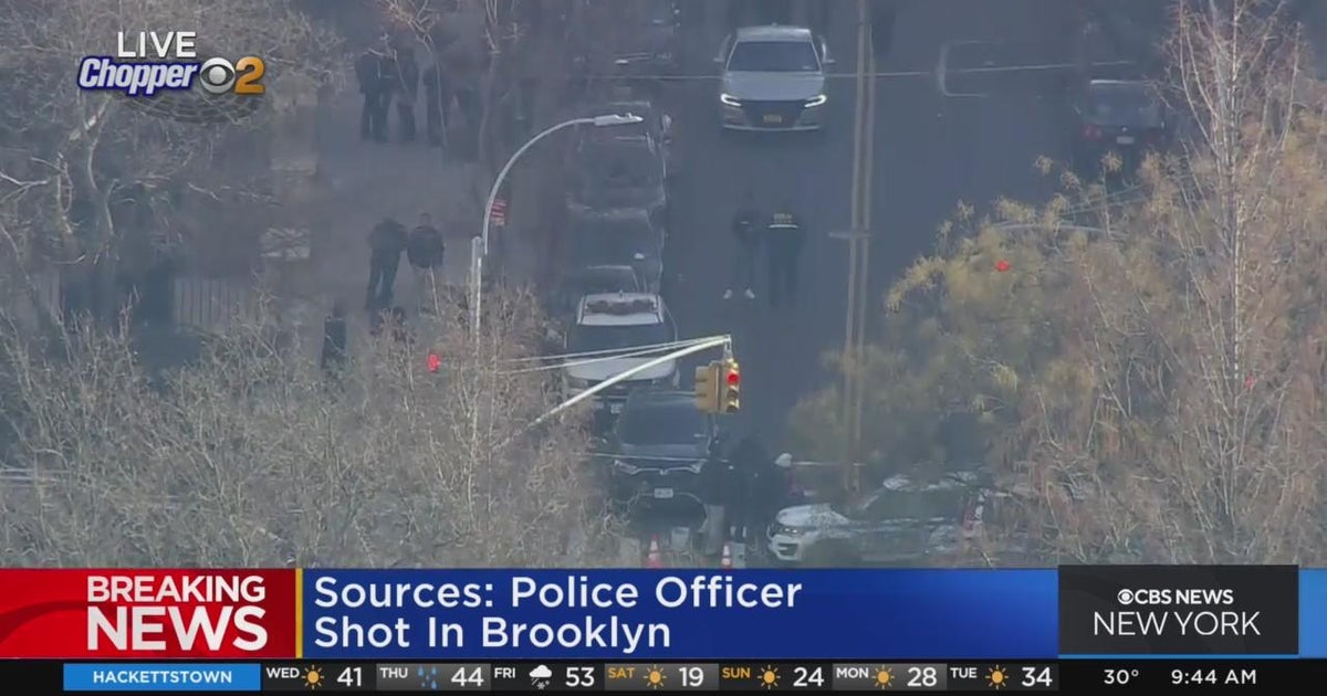 NYPD officer shot in Brooklyn - CBS New York