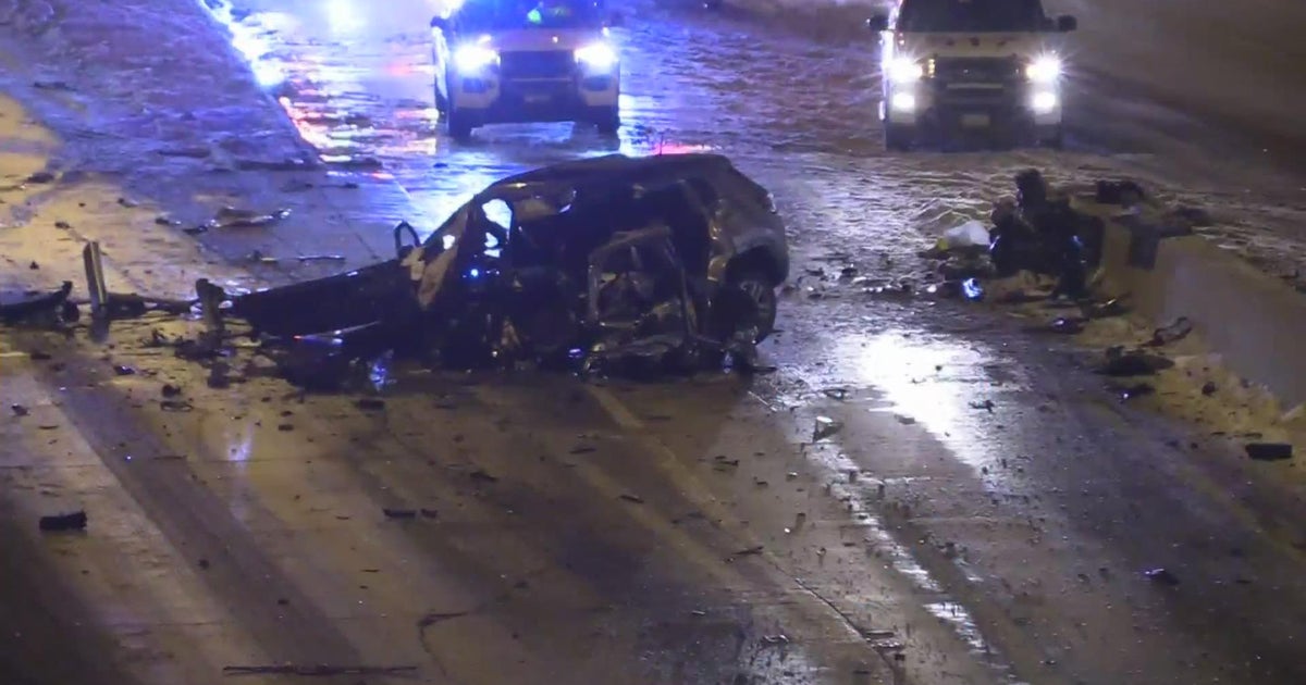 2 killed, 1 injured in I-94 crash on ramp from 71st Street - CBS Chicago