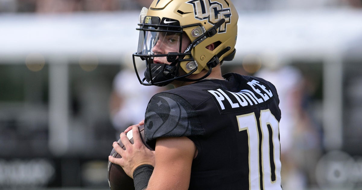 Plumlee, UCF set to face Duke in Military Bowl - CBS Baltimore