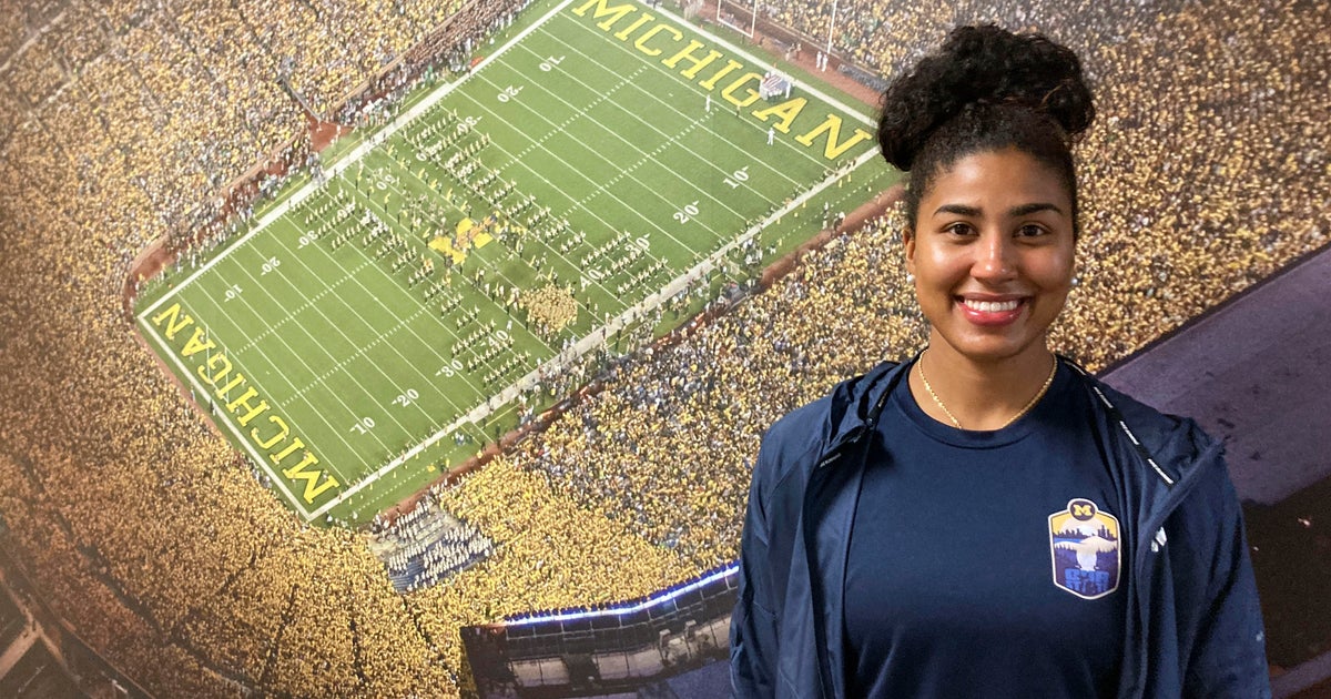 Michigan graduate assistant a trailblazer for female coaches - CBS Detroit