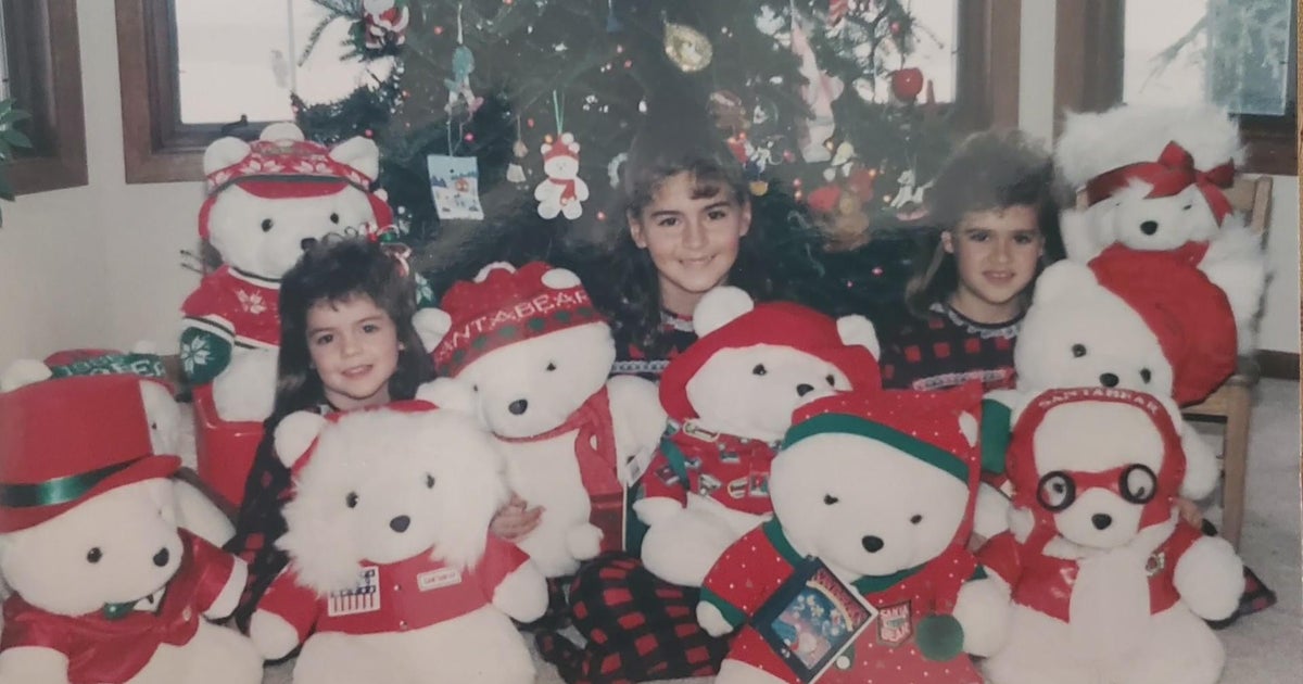 Good Question: What’s the history behind the Dayton's Santa Bear? - CBS ...