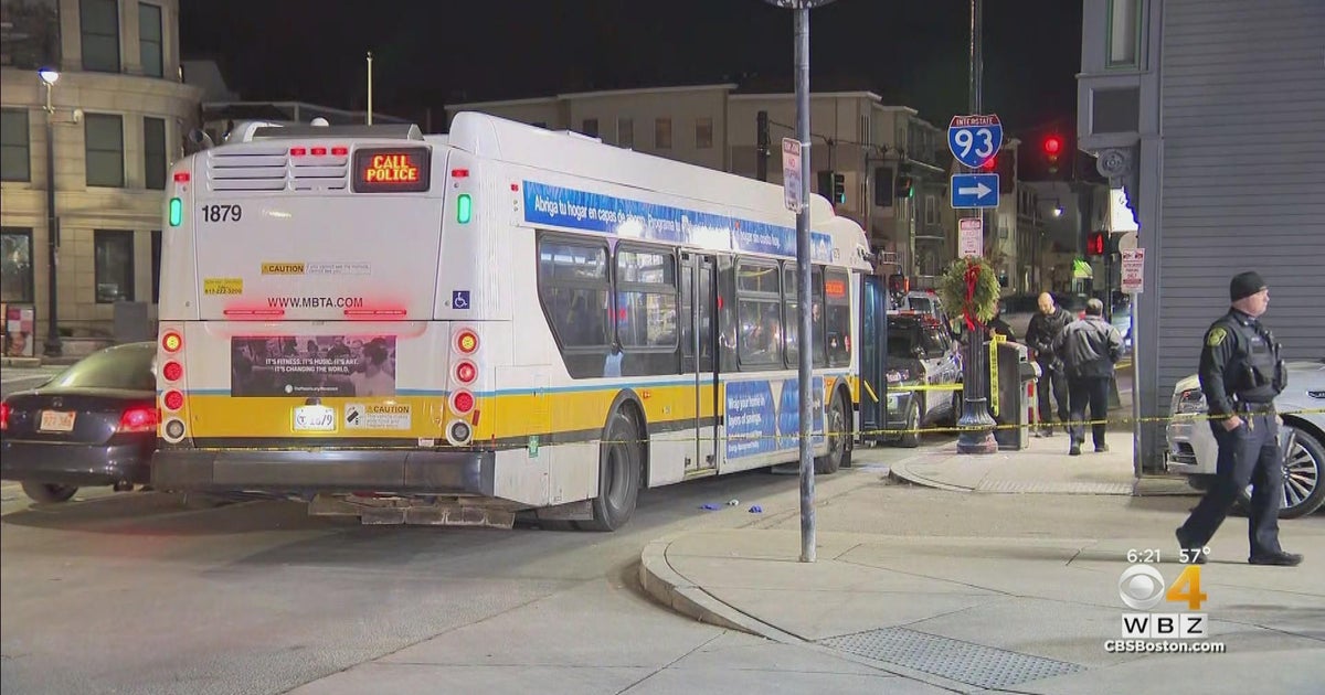 Police Respond To Reported Shooting On Mbta Bus Cbs Boston