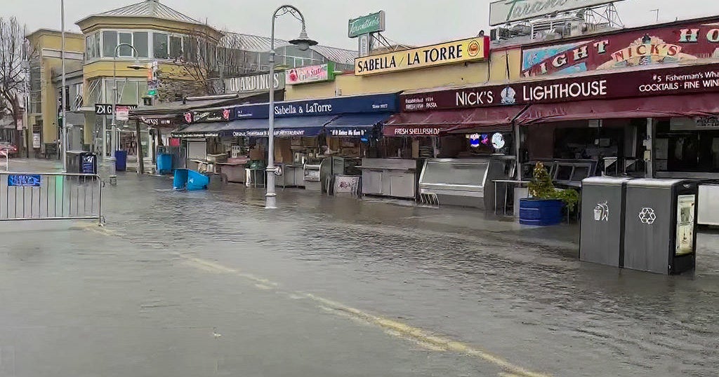 Widespread flooding follows record rainfall on San Francisco peninsula ...
