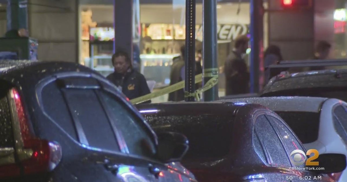 Times Square machete attack suspect remains hospitalized - CBS New York
