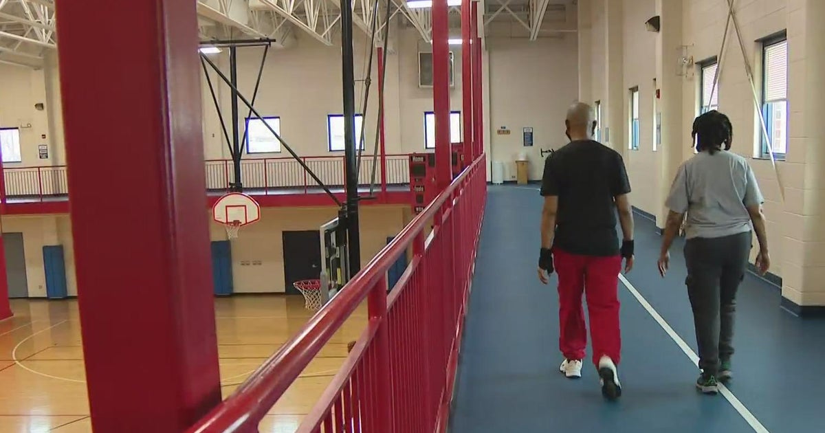 Chicago fitness trainer gives advice on how to get into shape this new ...