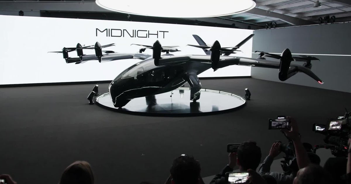 Stellantis announces plans to mass produce Archer's electric aircraft ...