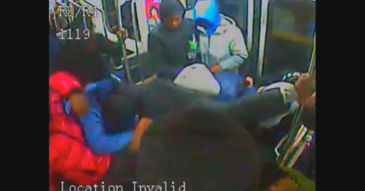 Group wanted in robbery, beating at SEPTA stop: police - CBS Philadelphia