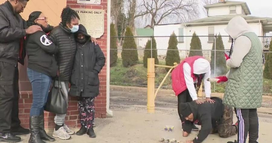 Community holds vigil for teenager killed near Edmondson Westside High ...