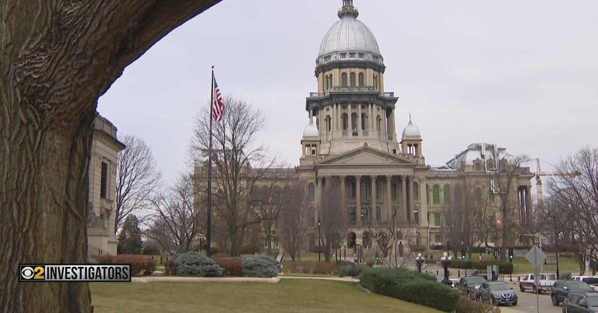 Challenges promised if Illinois passes assault weapons ban - CBS Chicago