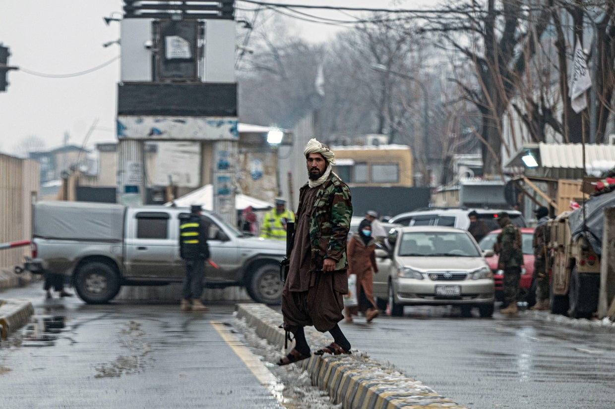 Suicide bomber attacks Taliban regime in Afghanistan's capital Kabul ...