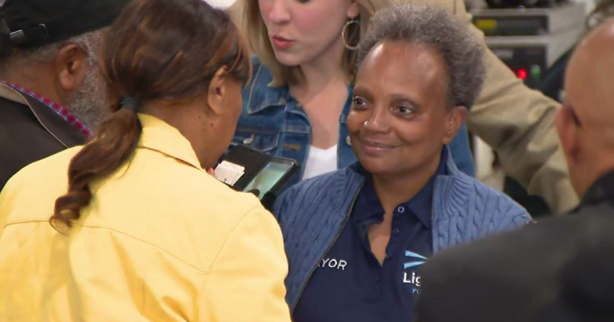 CPS inspector general investigating Lightfoot campaign emails - CBS Chicago